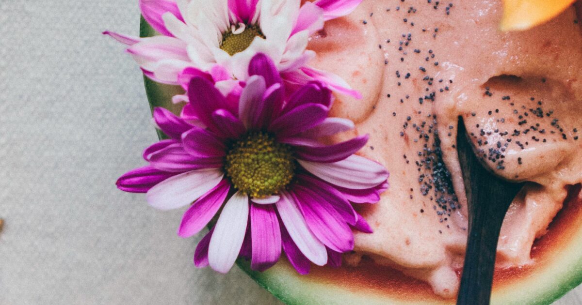 Comer flores: cuáles son las mejores para el organismo - WeLife